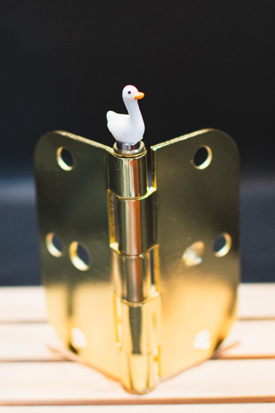 Swan Magnetic Hinge Head Topper - Etsy