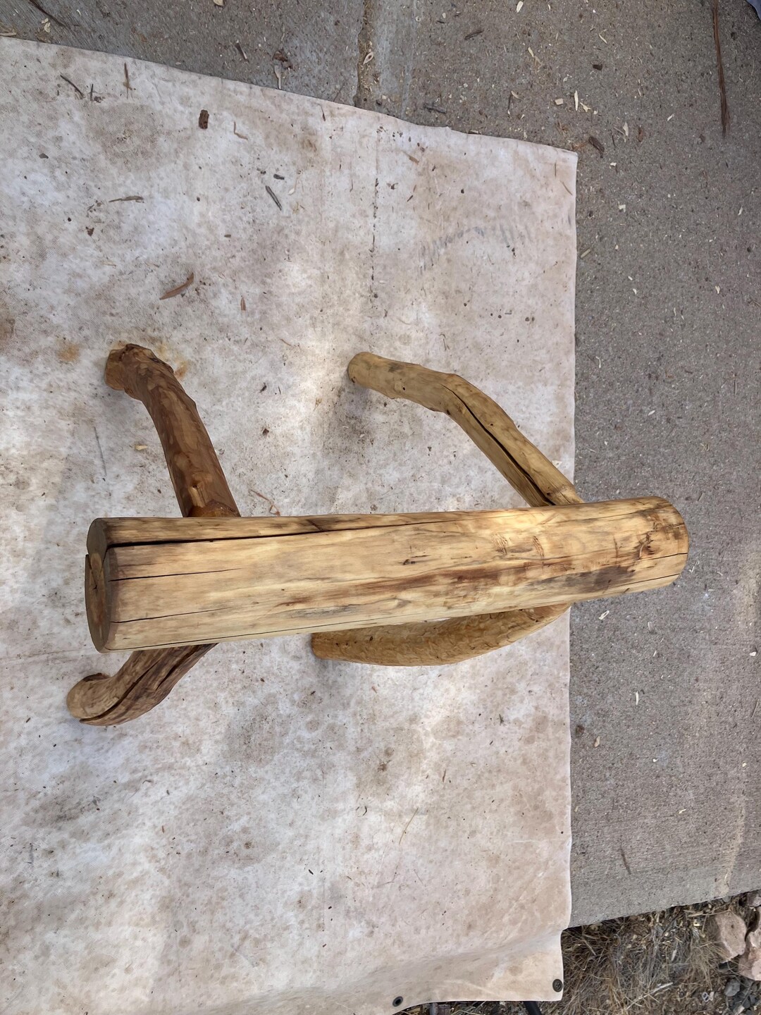 OO Woodworks Log Saddle Stand - Etsy