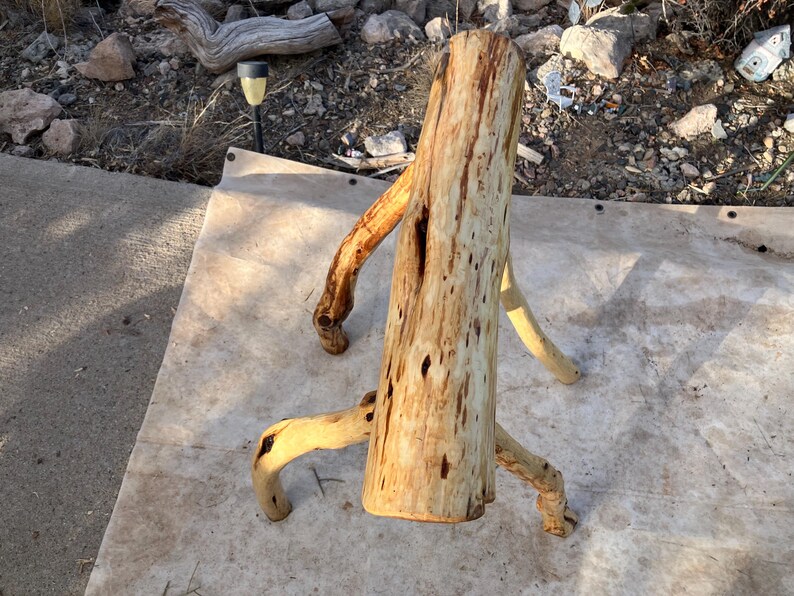 OO Woodworks Log Saddle Stand - Etsy