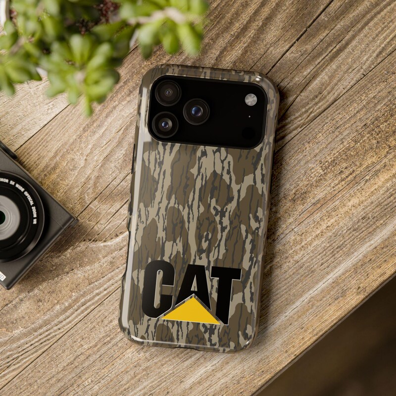 Camo iPhone - Etsy