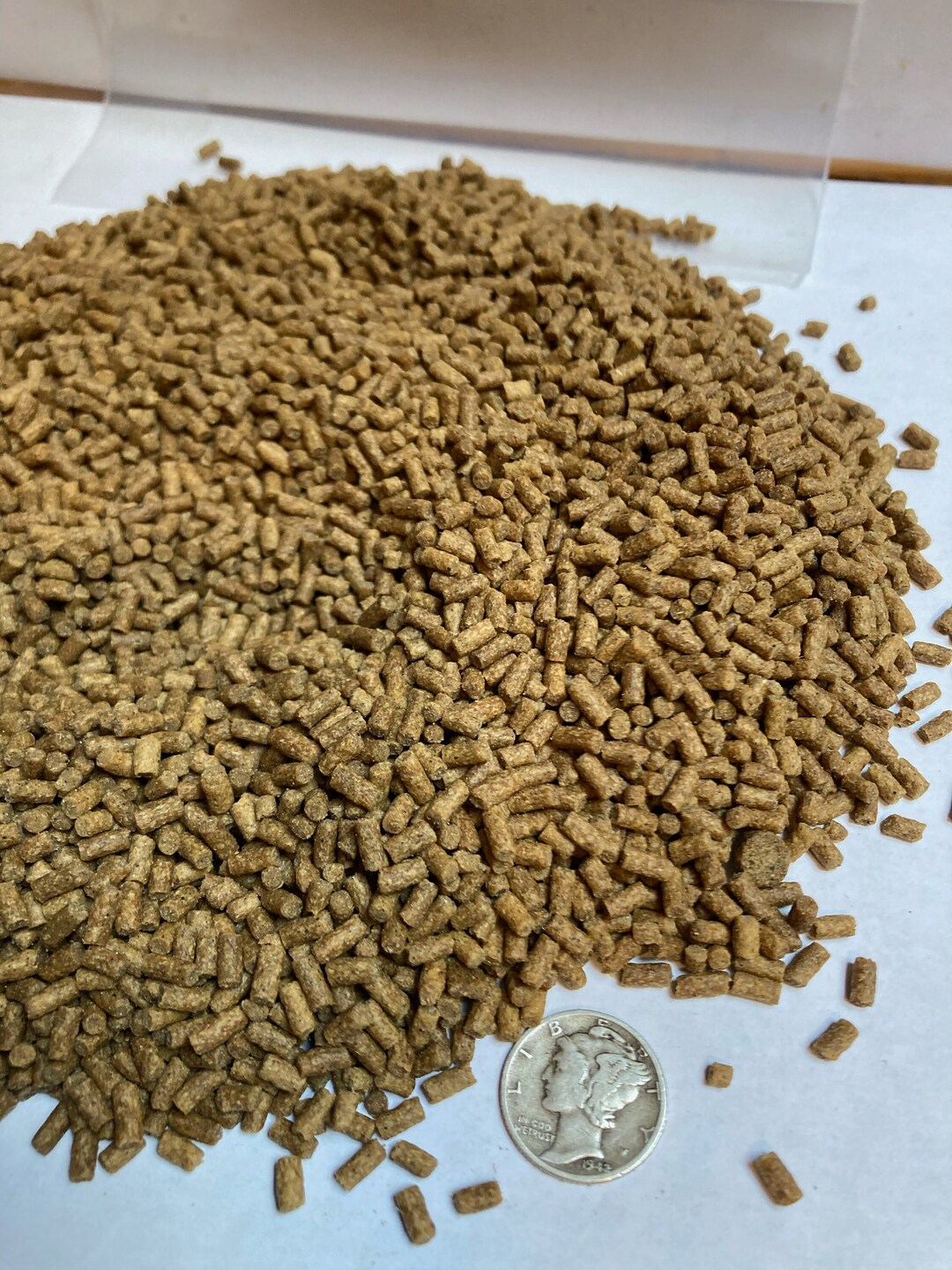 Premium Sinking Pellets "brine Shrimp" Fish Food for Bottom Feeders ...