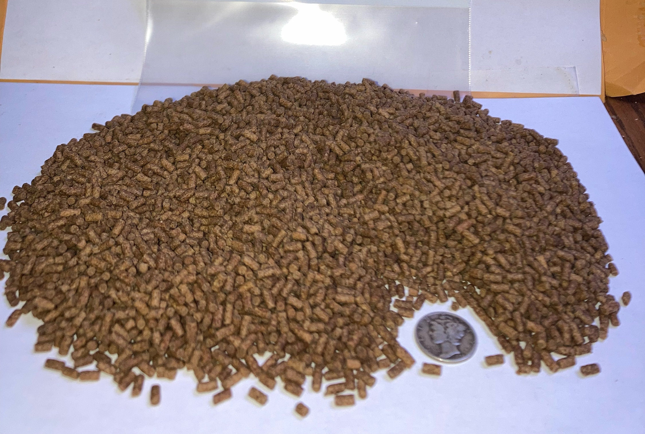 Premium "catfish" Sinking Pellets Bottom Feeders, Crayfish, Pleco ...