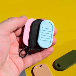 Fidget Holder Keychain - 3D Printed Slider Carrier for the Pill and ...