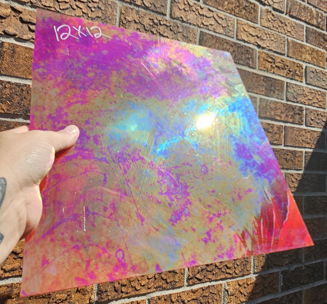 Vintage Spectrum Glass Red Wispy Iridescent 359-1s - Etsy