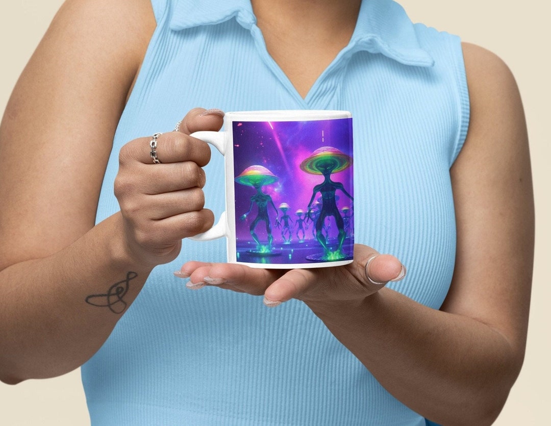 UFO Gift Aliens Believers Mug High Quality Alien Art Gift Trend Setter ...