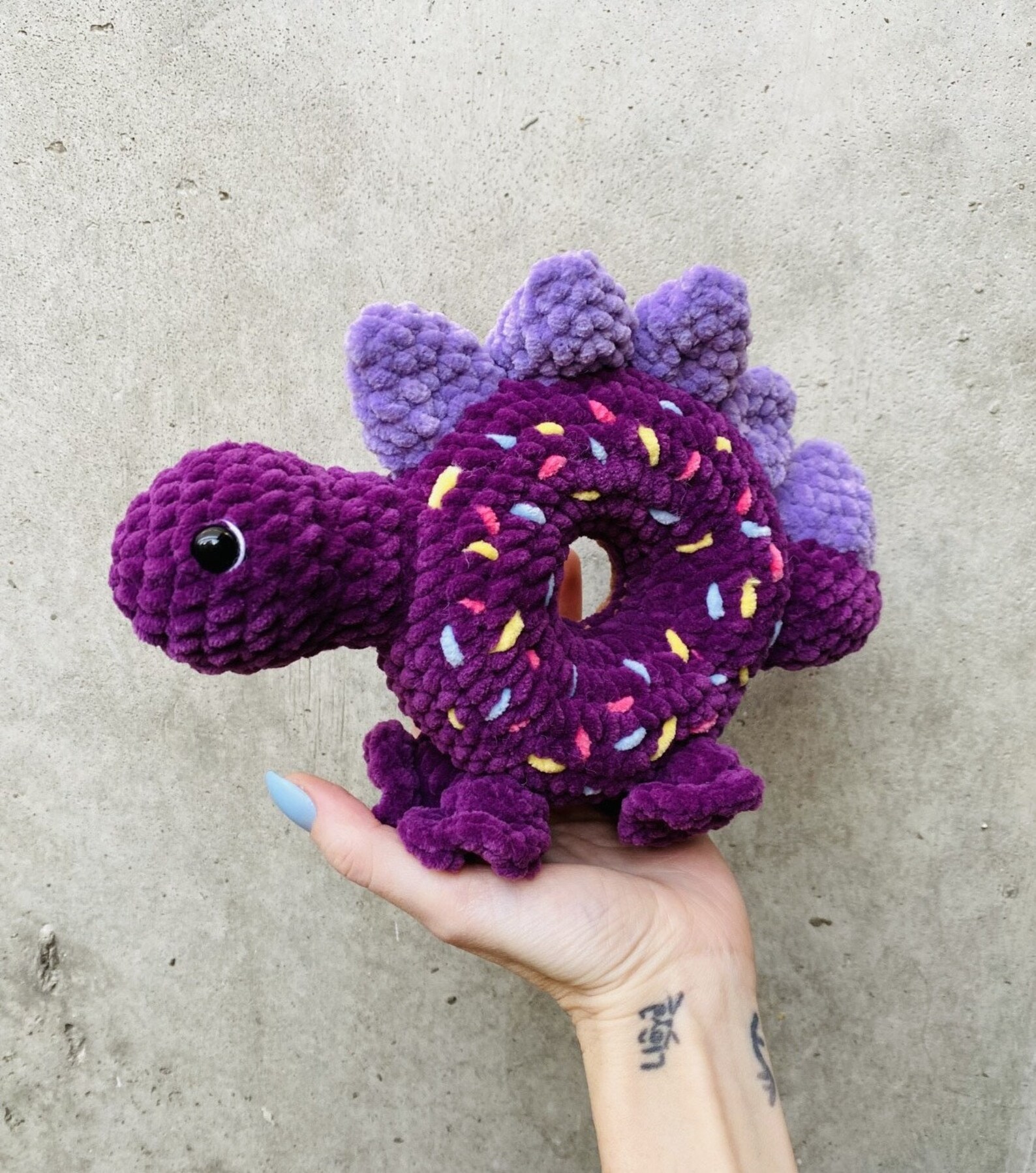 Donut-saur Amigurumi Crochet Pattern, Crochet Dinosaur, Cute Dinosaur ...