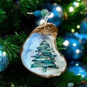 Oyster Shell Driftwood Tree With Starfish Topper - Etsy