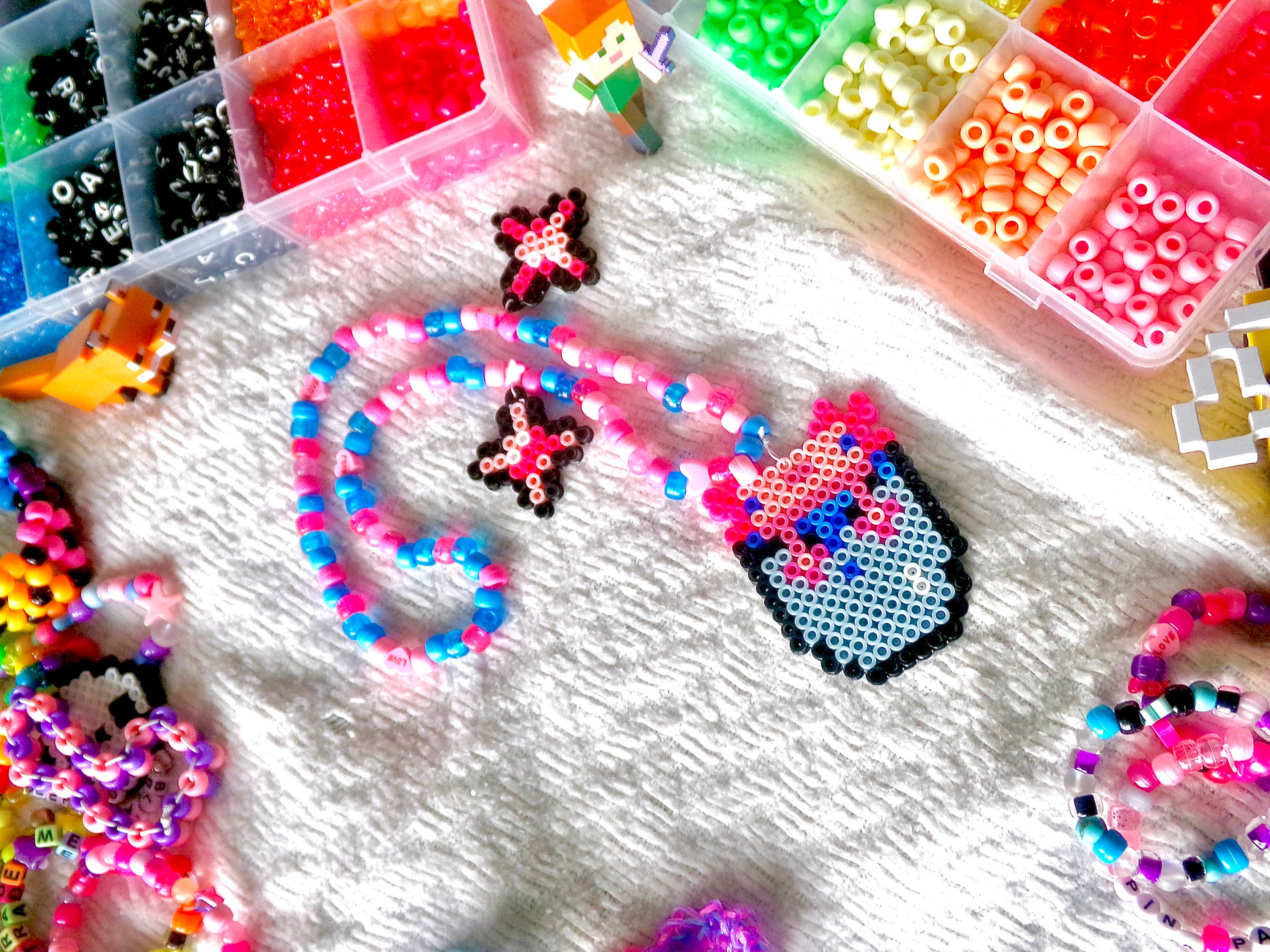 Minecraft Axolotl Kandi - Etsy