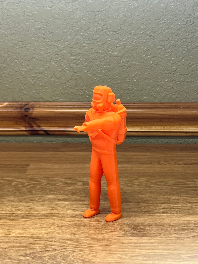 Lethal Company Pointing Emote Figure - Etsy