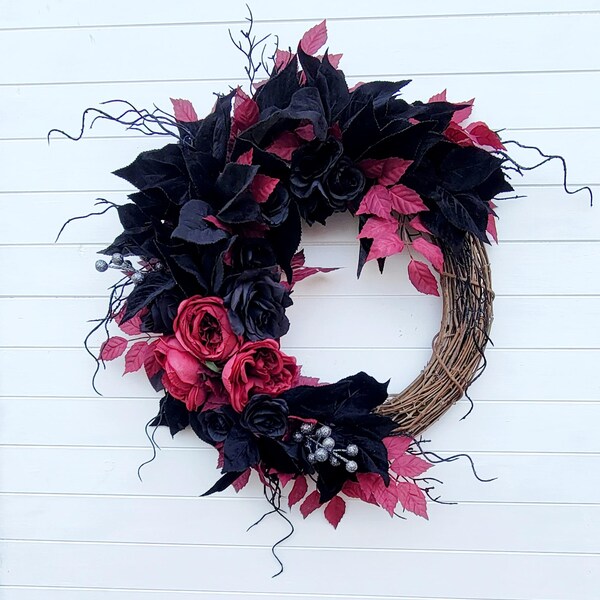 Gothic Wreath - Etsy
