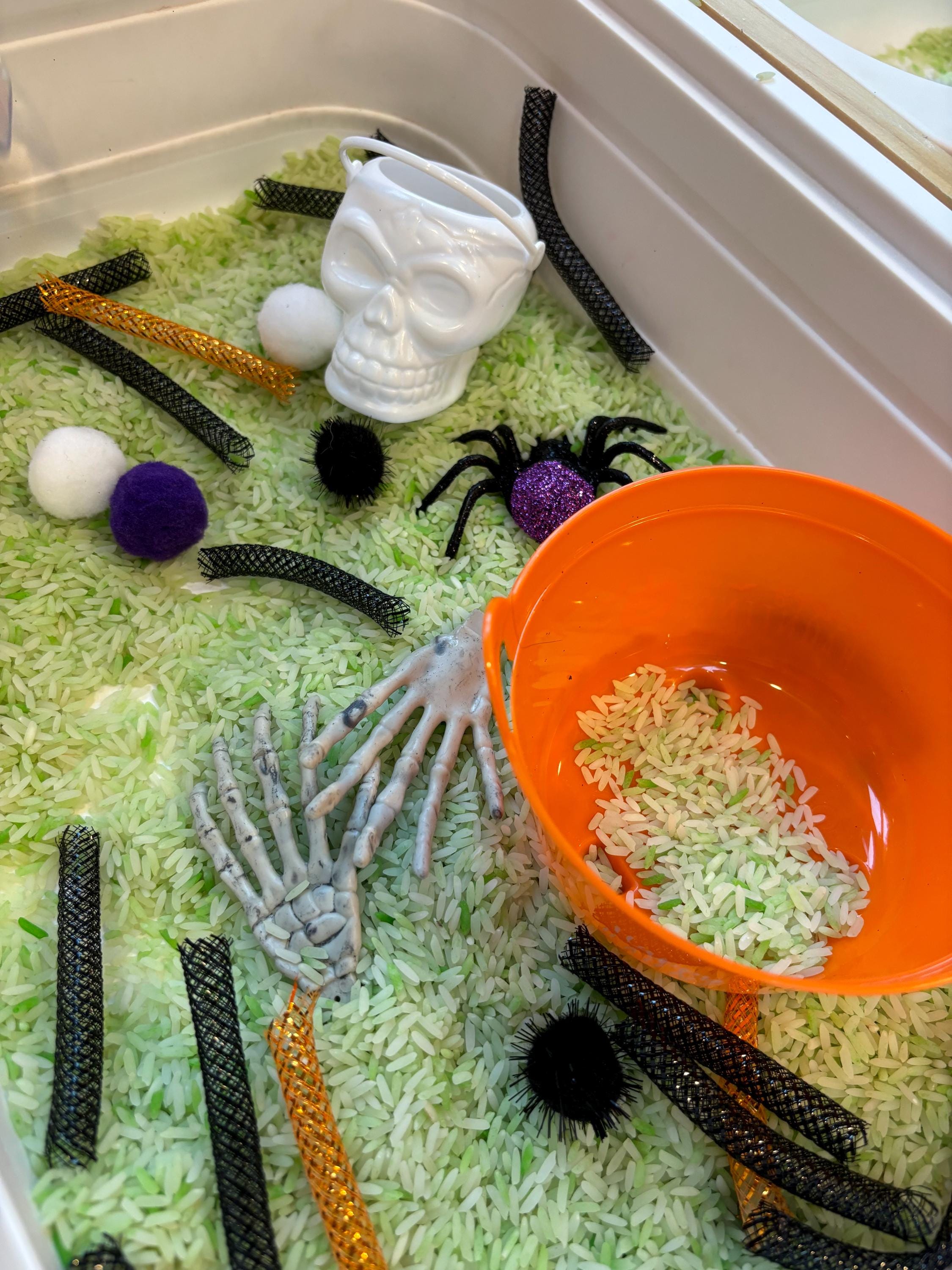Skeleton Sensory Bin With Pattern Practice | Halloween STEM Learning ...