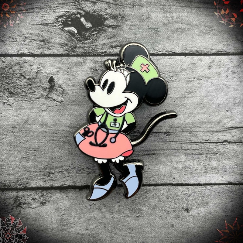 Small Enamel Pins Nurse - Etsy