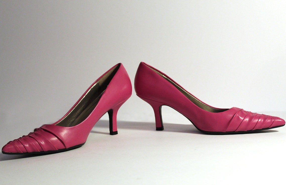 RARE Hot Pink Pointy Pumps With Kitten Heels, 50’s Style Women’s Shoes ...