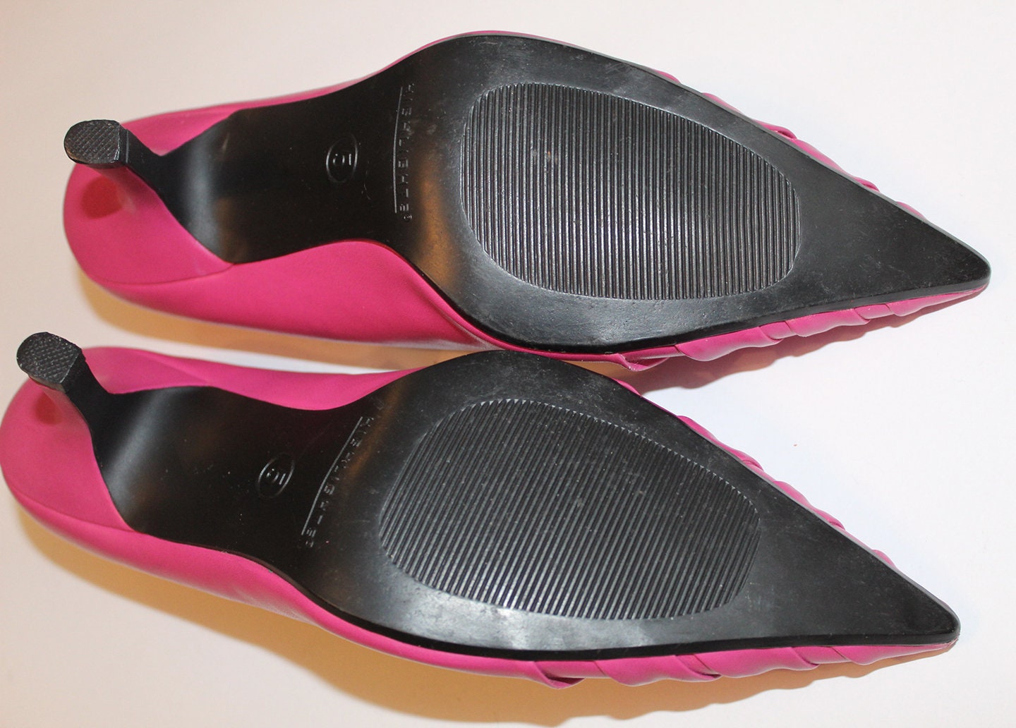 RARE Hot Pink Pointy Pumps With Kitten Heels, 50’s Style Women’s Shoes ...