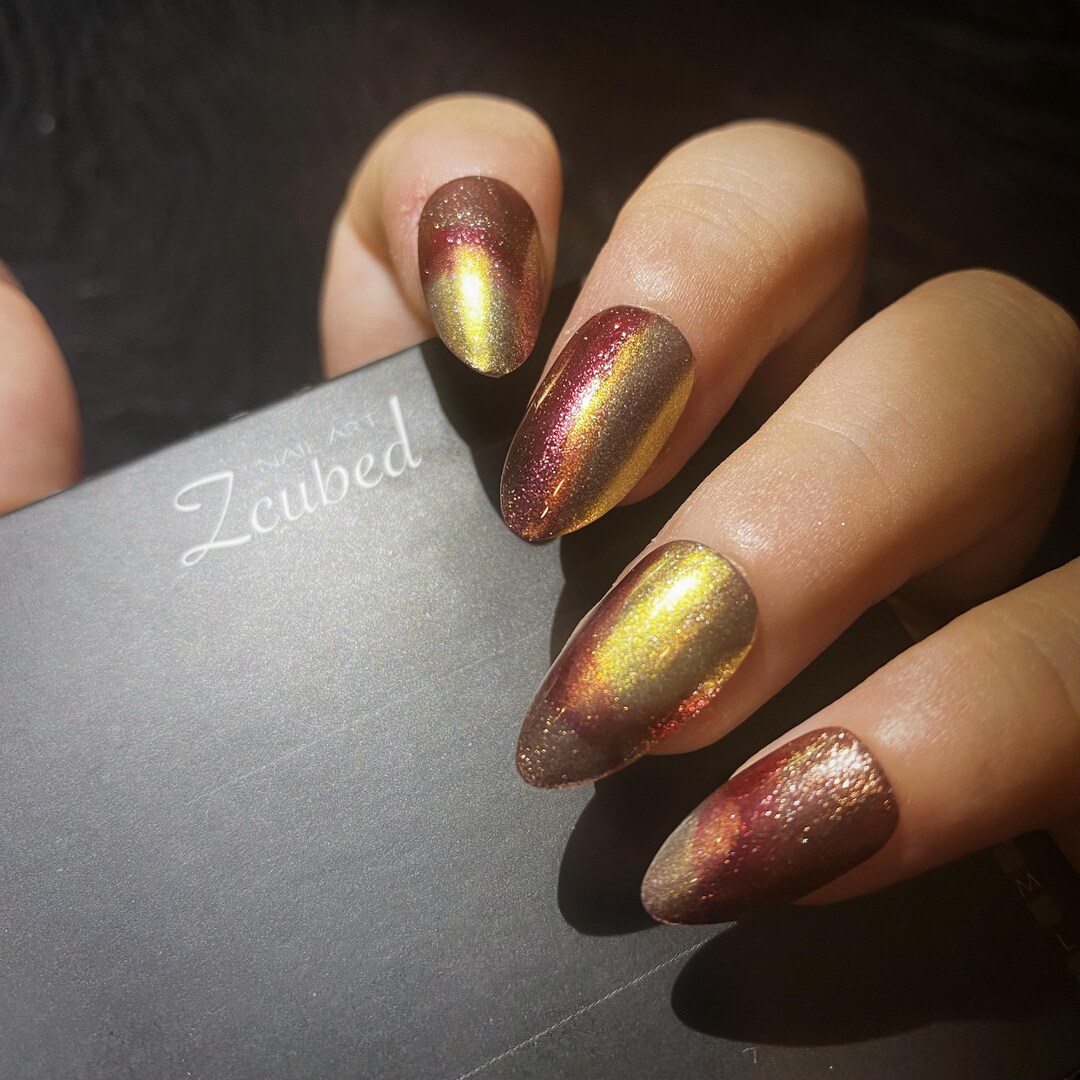 Artistic Gold-red Wine Smudged/glittery Metallic Mirror Ombre Presson ...