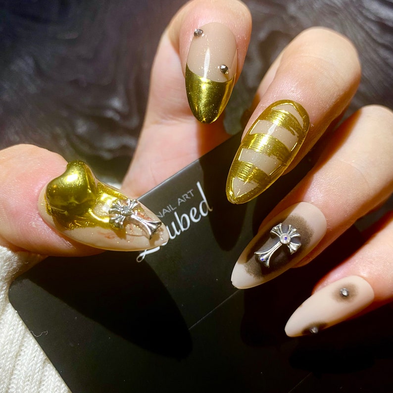 Metallic Gold 3D Acrylic Heart/silver Cross/beige-black Ombre Matte ...