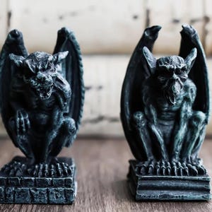 Gothic Gargoyle Statue Set: Miniature Notre Dame Guardian Ornaments - Etsy