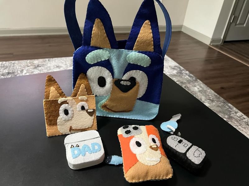 Bluey Handmade Pretend Play Set W/handbag, Phone, Car Keys, Airpods ...