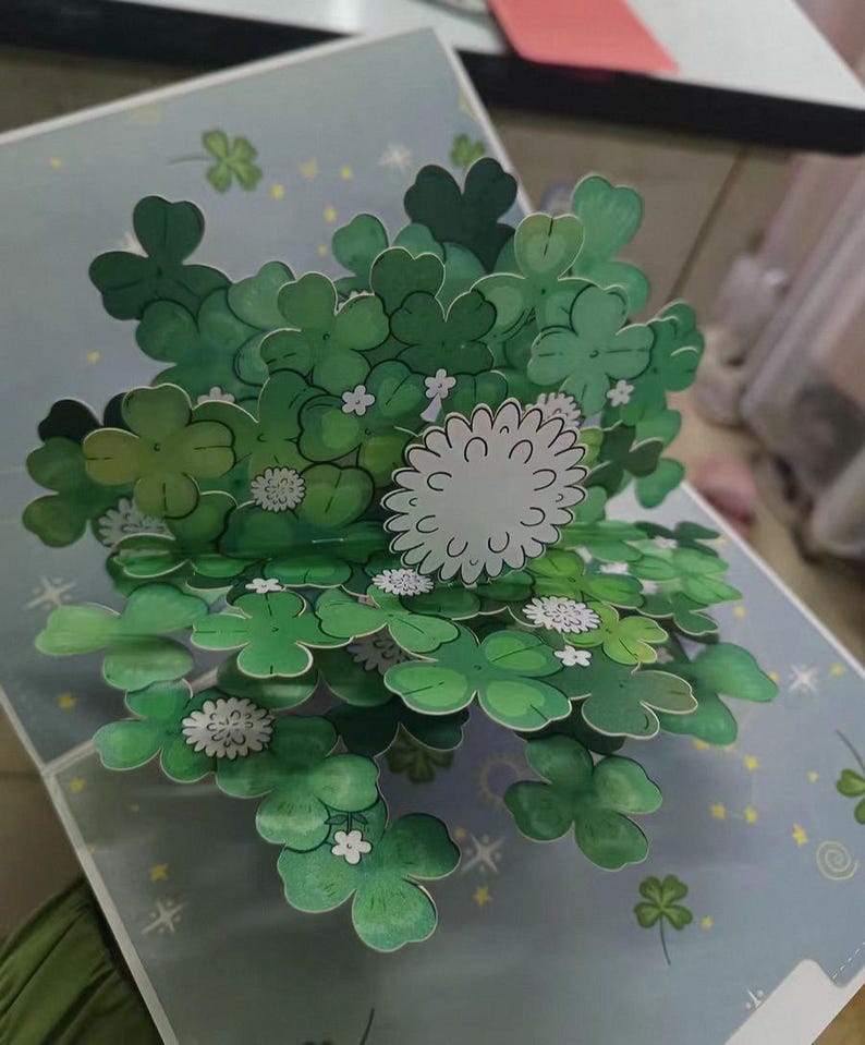 3D Four Leaf Clover Greeting Card - Lucky Three-dimensional Blessing ...