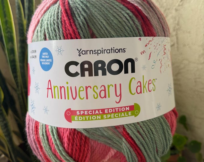 Limited Edition Caron Anniversary Cake Yarn - Holly Jolly - Super Bulky ...