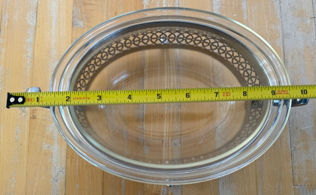 Pyrex Oval Casserole Dish With Etched Floral Lid and Metal Holder - Etsy