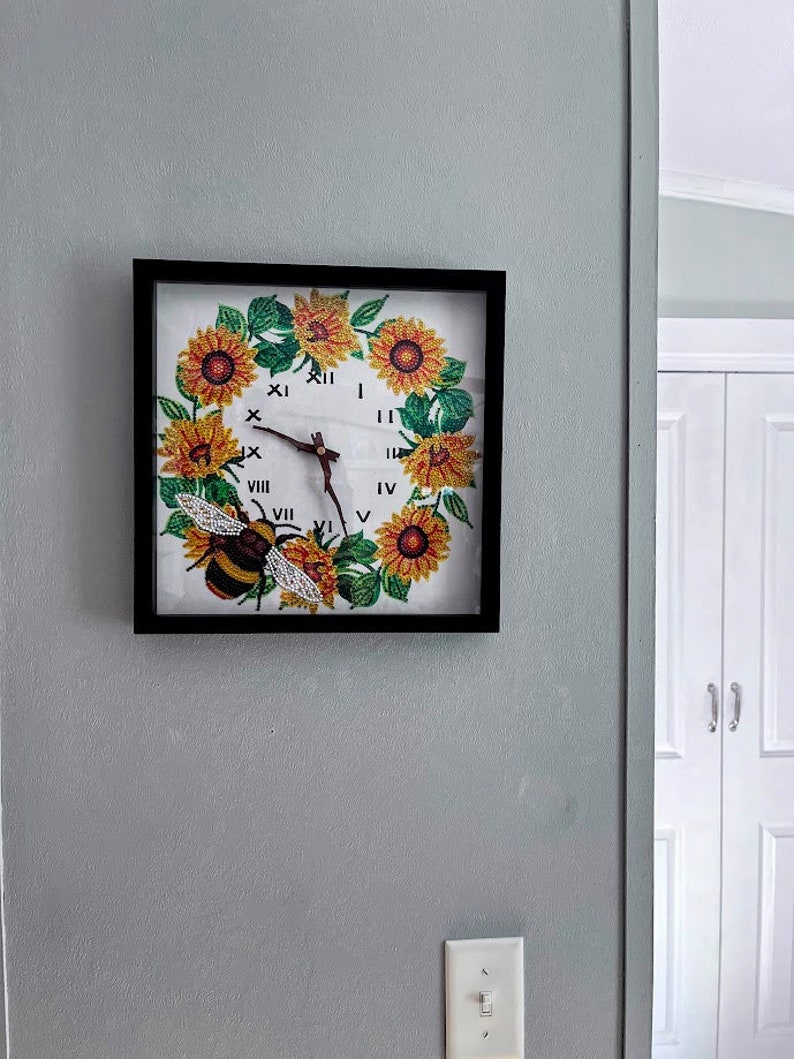 Sunflower and Bumblebee Clock - Etsy