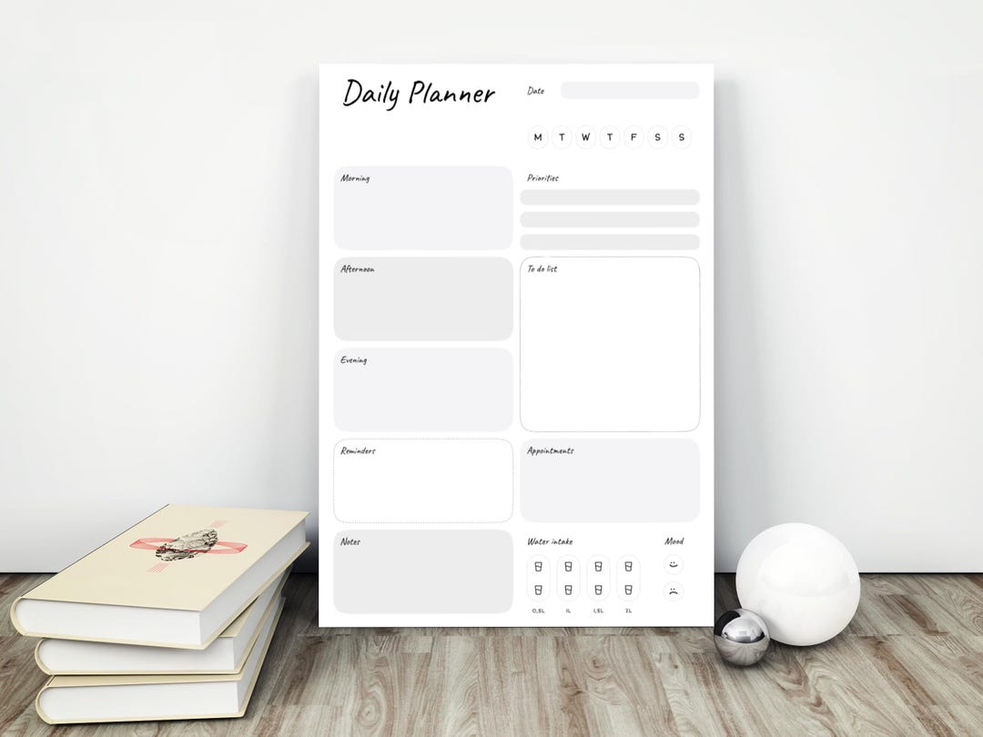 Printable Nice and Minimalist Daily Planner | A4 | Organize Tasks ...