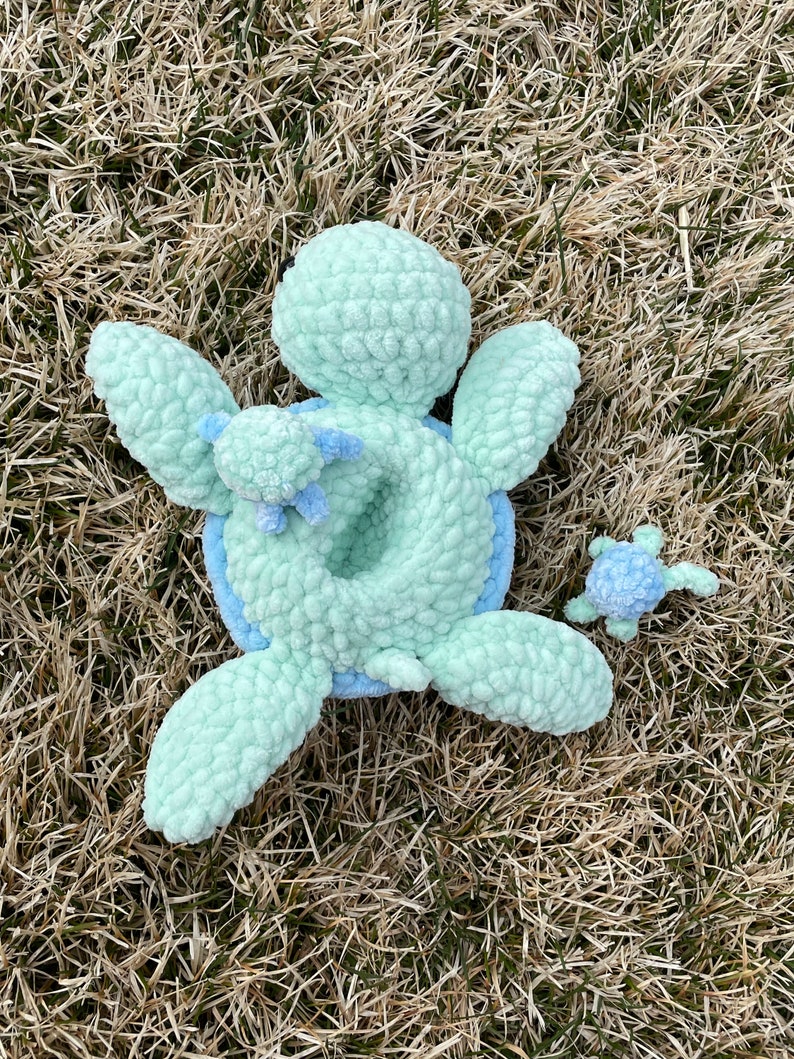 Mommy Sea Turtle With Babies! Crochet Plushy Toy - Etsy