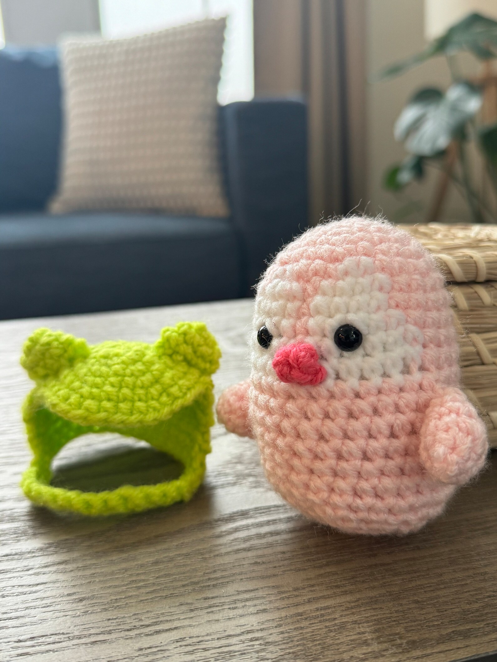 Penguin Pepe With Customizable Hat! Any Hat Like This Froggy Hat ...
