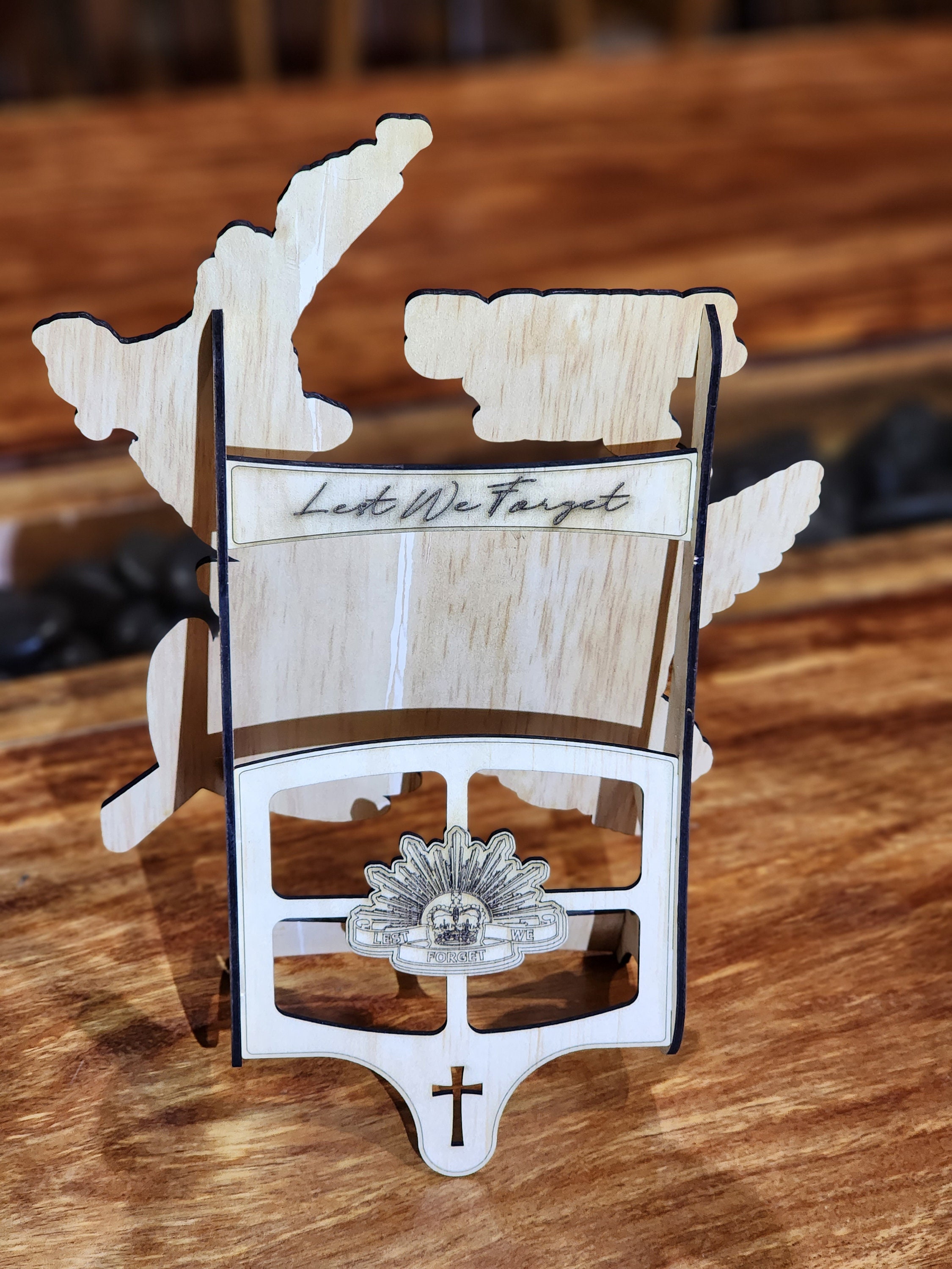 ANZAC Day (NZ) REMEMBRANCE With Built-in Stand! Laser Cut File, Lest We ...