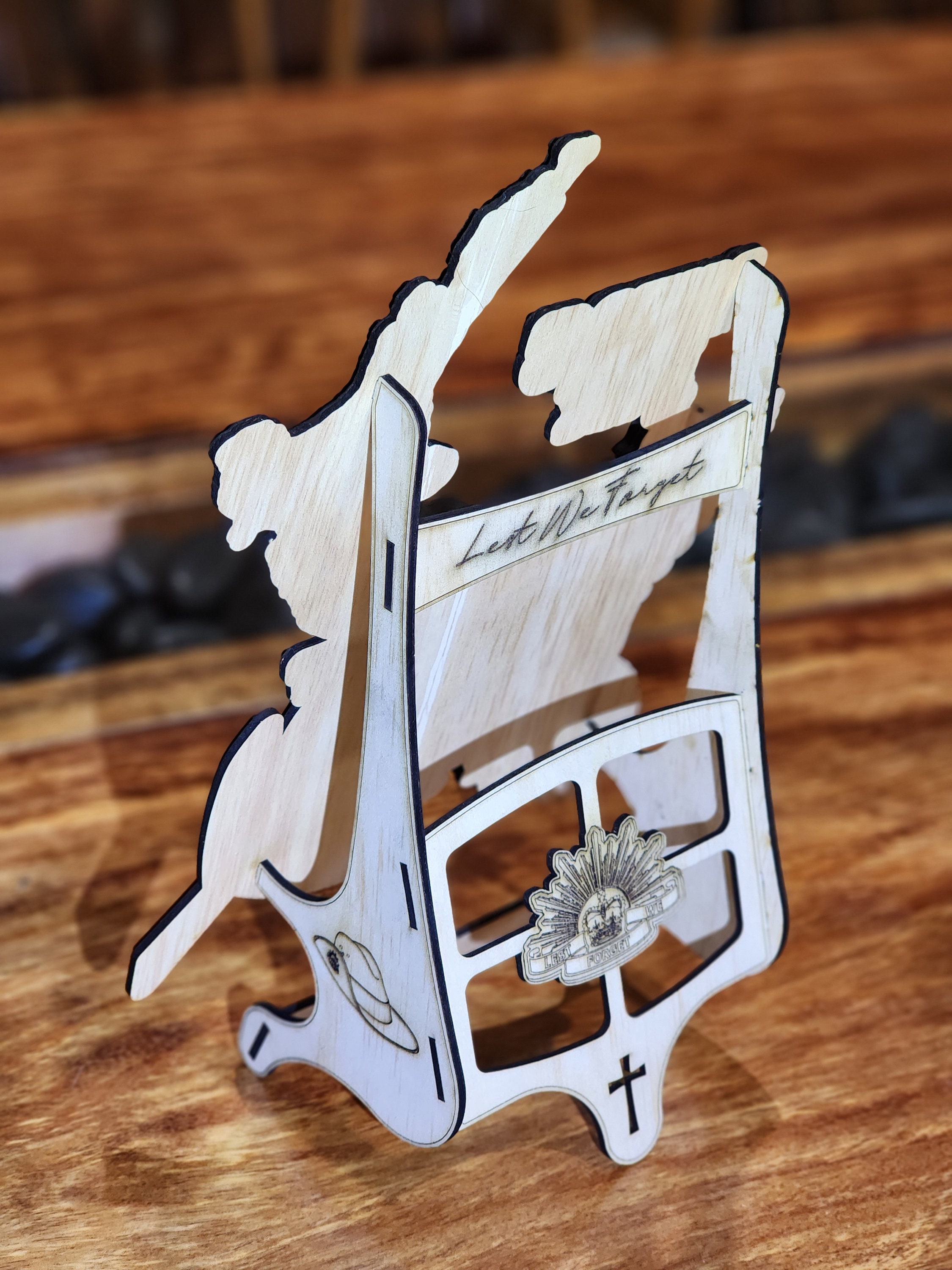 ANZAC Day (NZ) REMEMBRANCE With Built-in Stand! Laser Cut File, Lest We ...