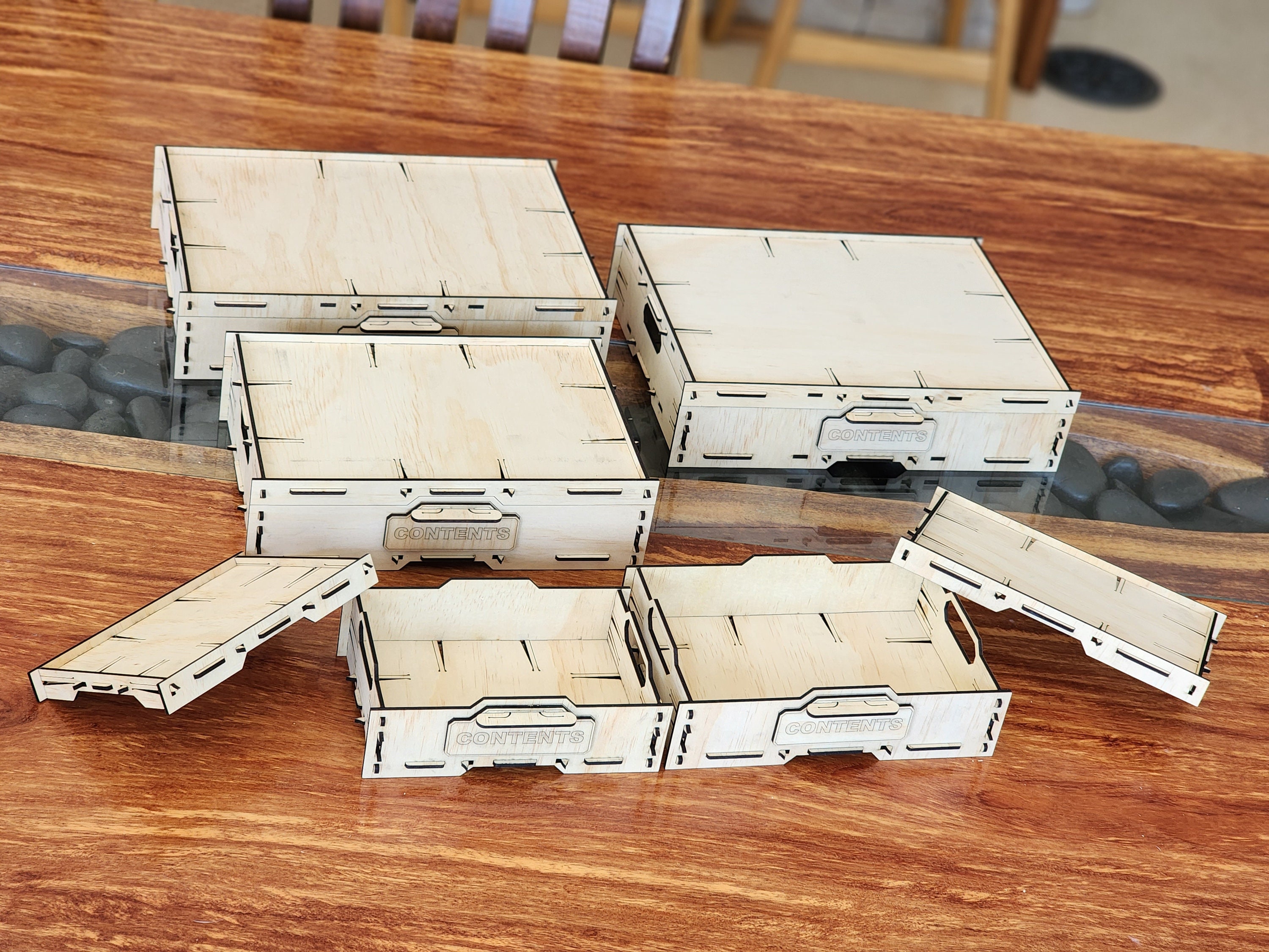 STACKABLE BOXES/TRAYS No Glue Required 5 X Sizes Stackable Self ...