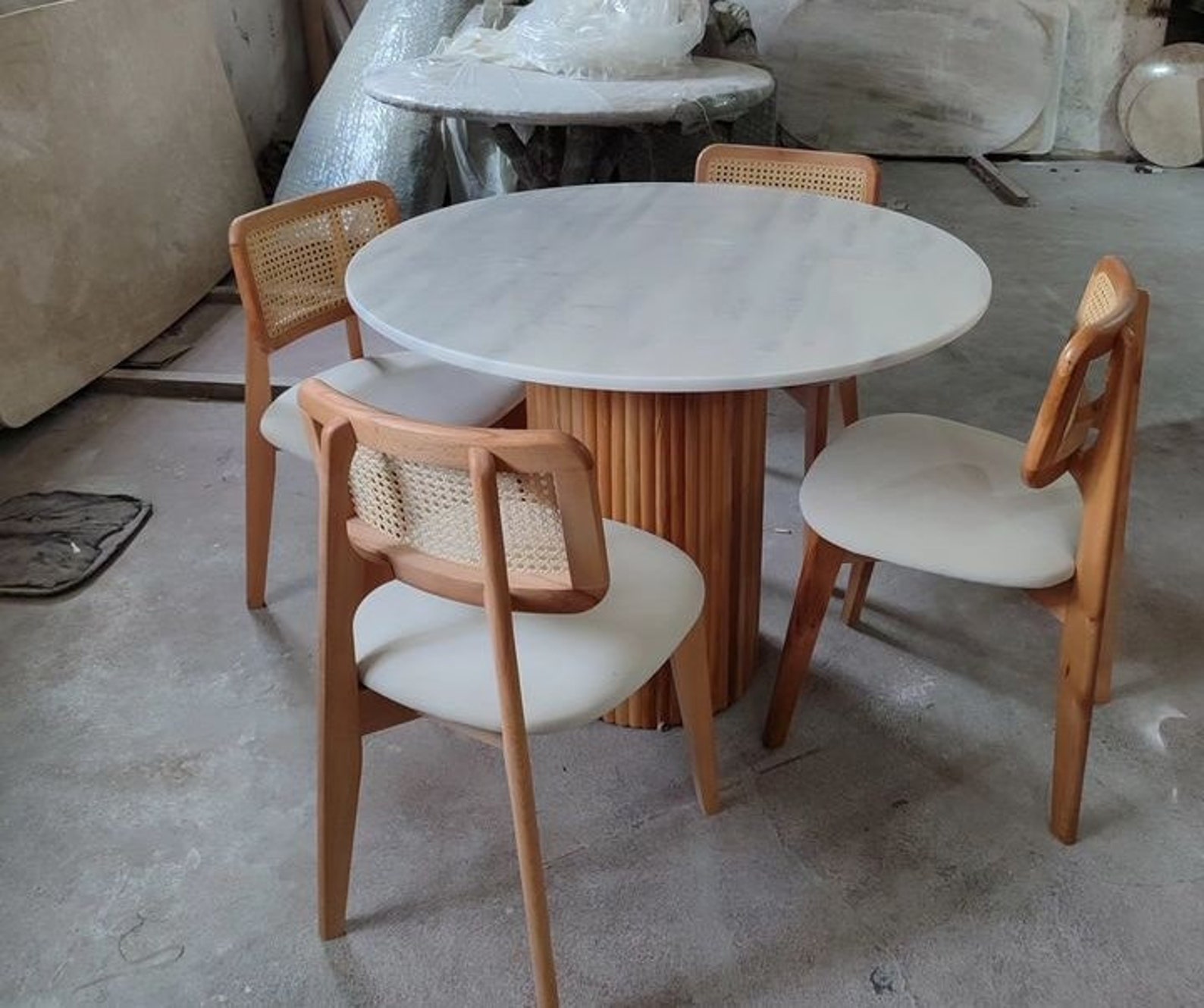 Set 4 Chair and Table, Round Dining Table Round Walnut Dining Table ...