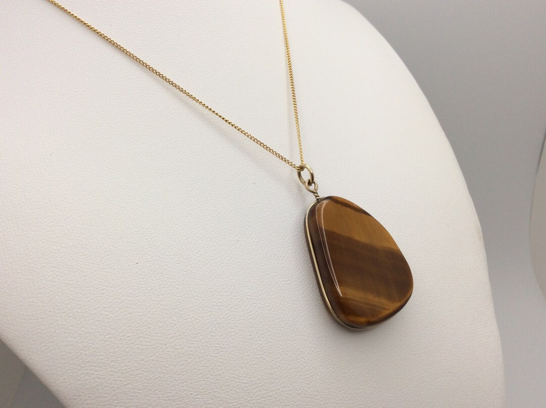 Vintage Triangular Large Cats Eye Pendant and Gold Tone Necklace - Etsy
