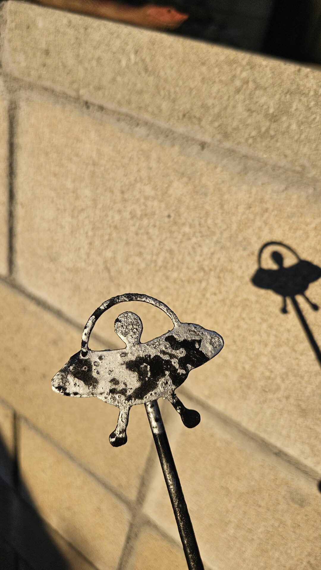 Mini Alien UFO Metal Garden Marker - Space Ship - Outer Space - Monster ...