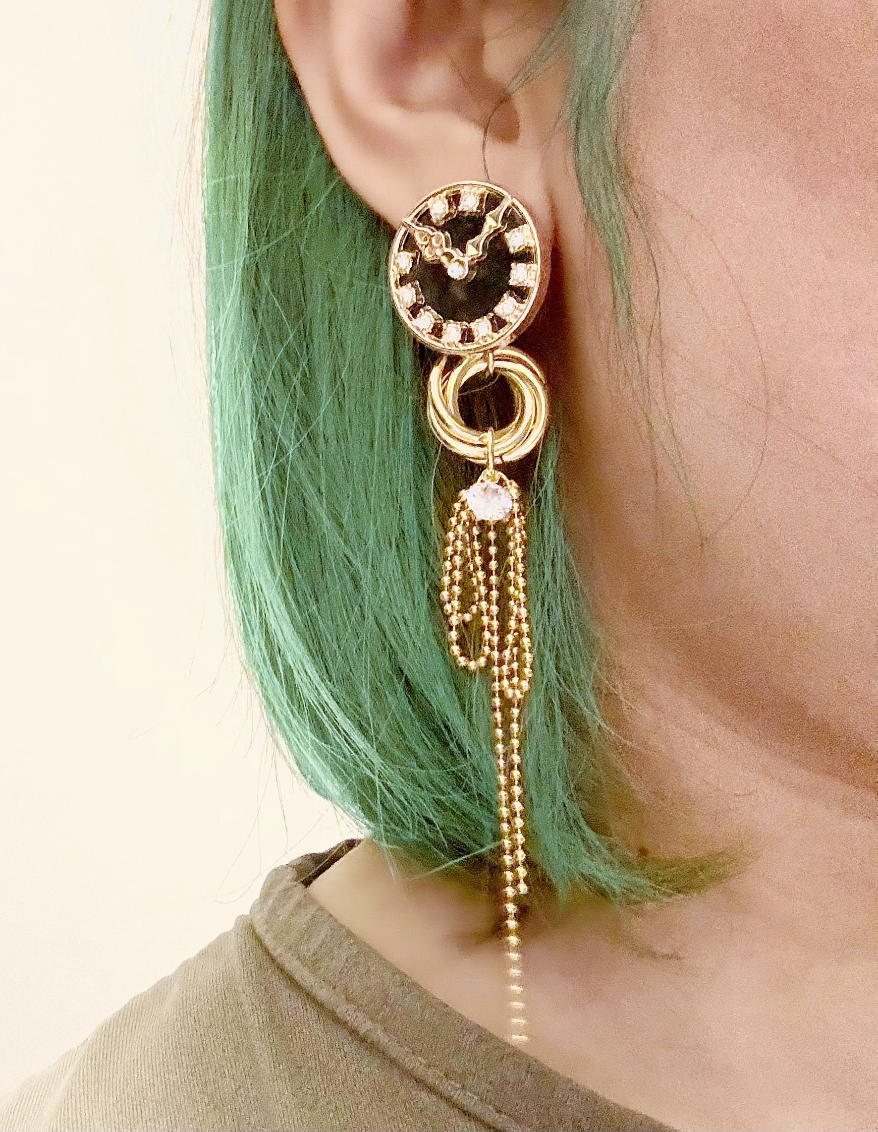 Clock Face Style, Swaying, Swaying, Earrings, Möbius Ball, Watch ...