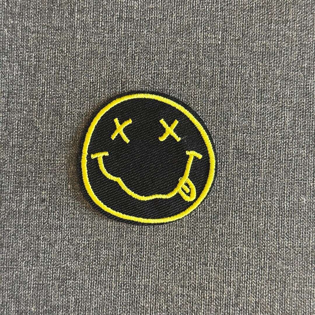 Smiley Face Embroidered Applique Patch Iron on Sew on Embroidery Patch ...