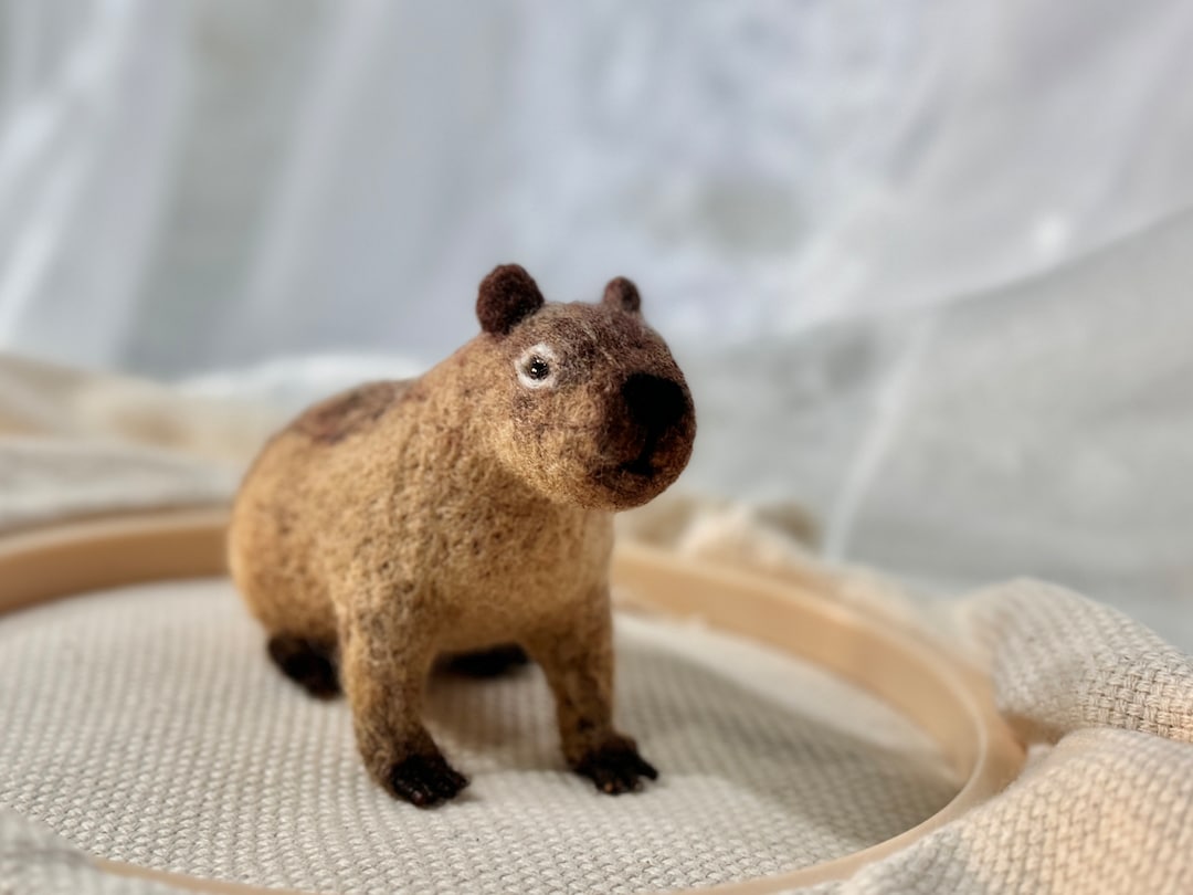 Needle Felted Capybara Figurine | Handmade Wool Animal Ornament Gift ...
