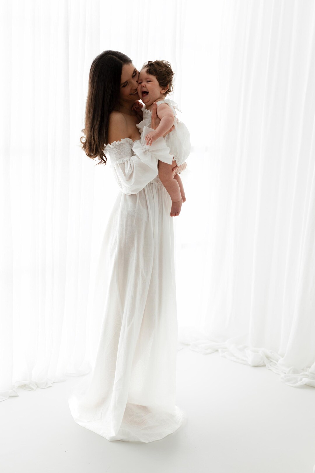 Maeve Zoya | Boho Maternity Dress | Photoshoots | Ivory Pregnancy Photo ...