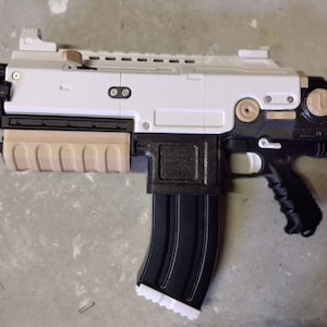 Warhammer 40k Bolter - Detailed Cosplay - Etsy