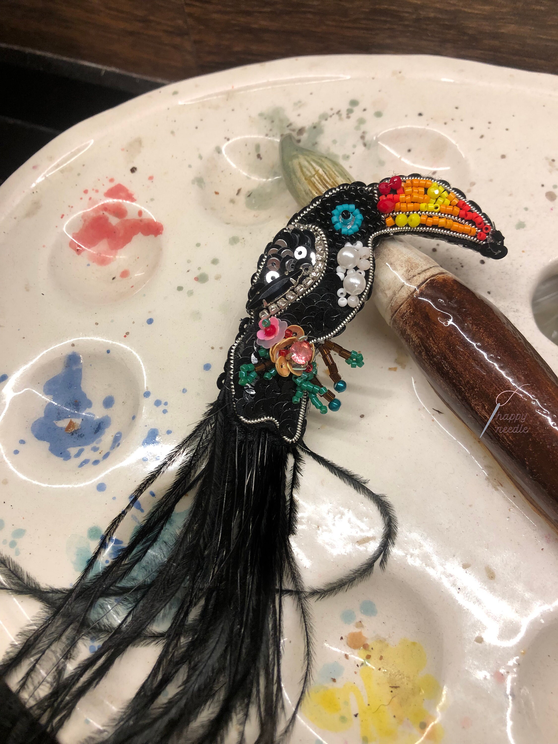 Handmade Parrot Brooch , Vibrant and Stylish Avian Elegance - Etsy