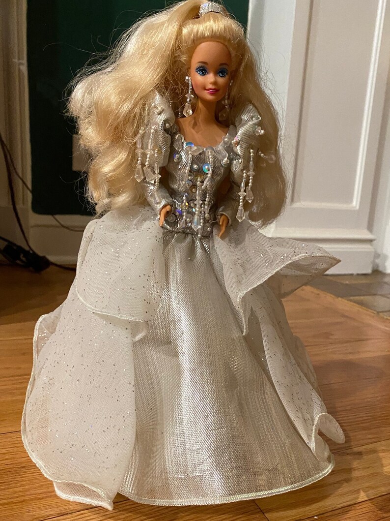 1992 Special Edition Happy Holidays Barbie - Etsy