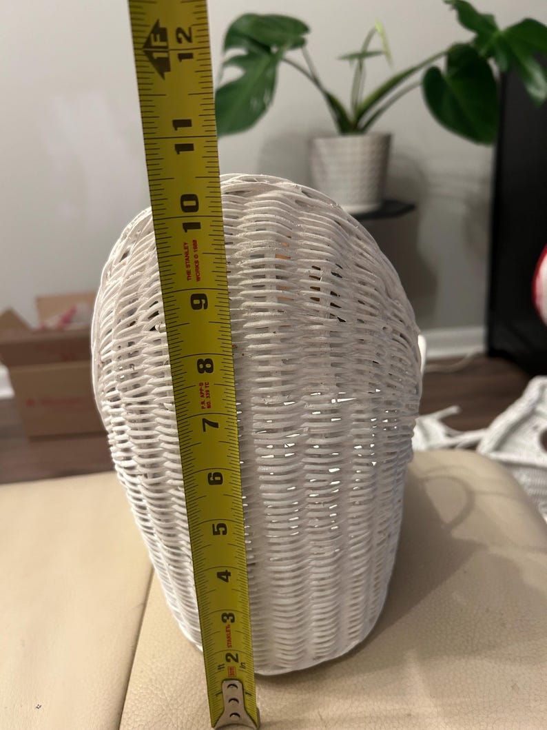 White Wicker Bassinet for Doll, VINTAGE Wicker Baby Bassinet, Mid ...