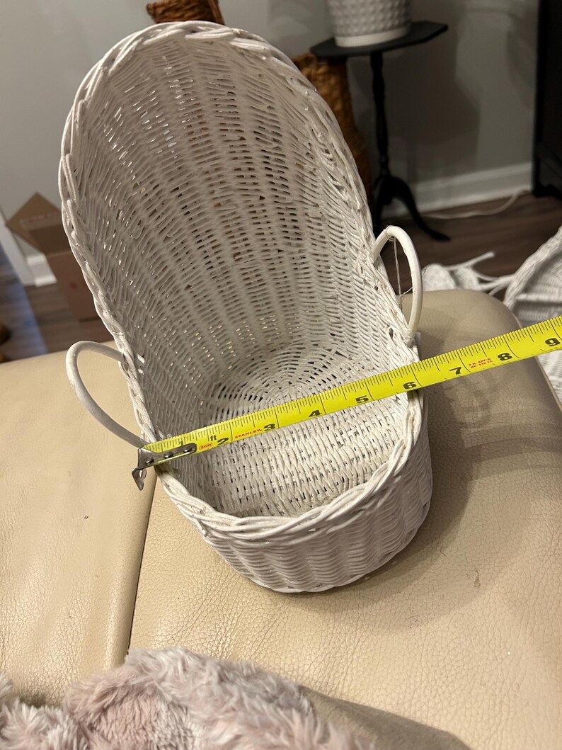 White Wicker Bassinet for Doll, VINTAGE Wicker Baby Bassinet, Mid ...