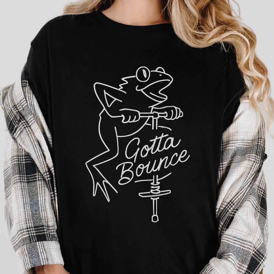 Gotta Bounce Frog Pogo Stick Graphic Tee: Funny Animal Humor Gift for ...
