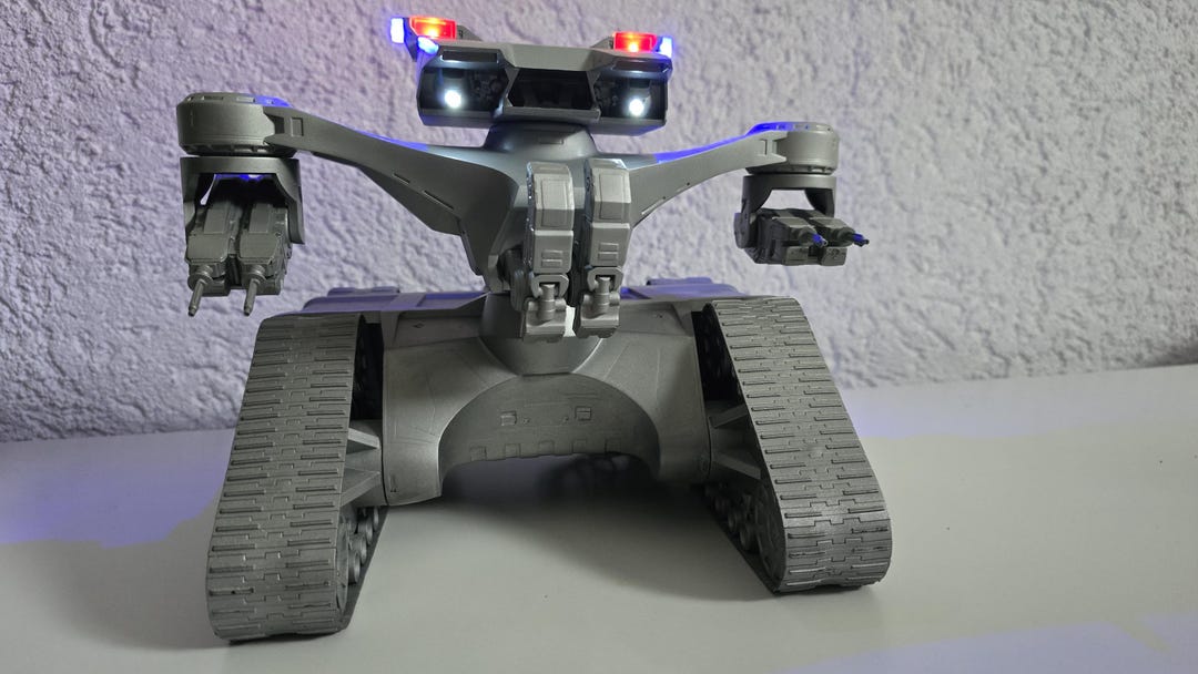1:32 Terminator 2 Kill Hunter Tank Model Built and Illuminated - Etsy