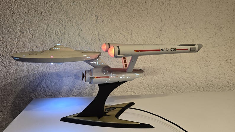 Star Trek 1:600 Enterprise TOS the Original Series Model Built and ...