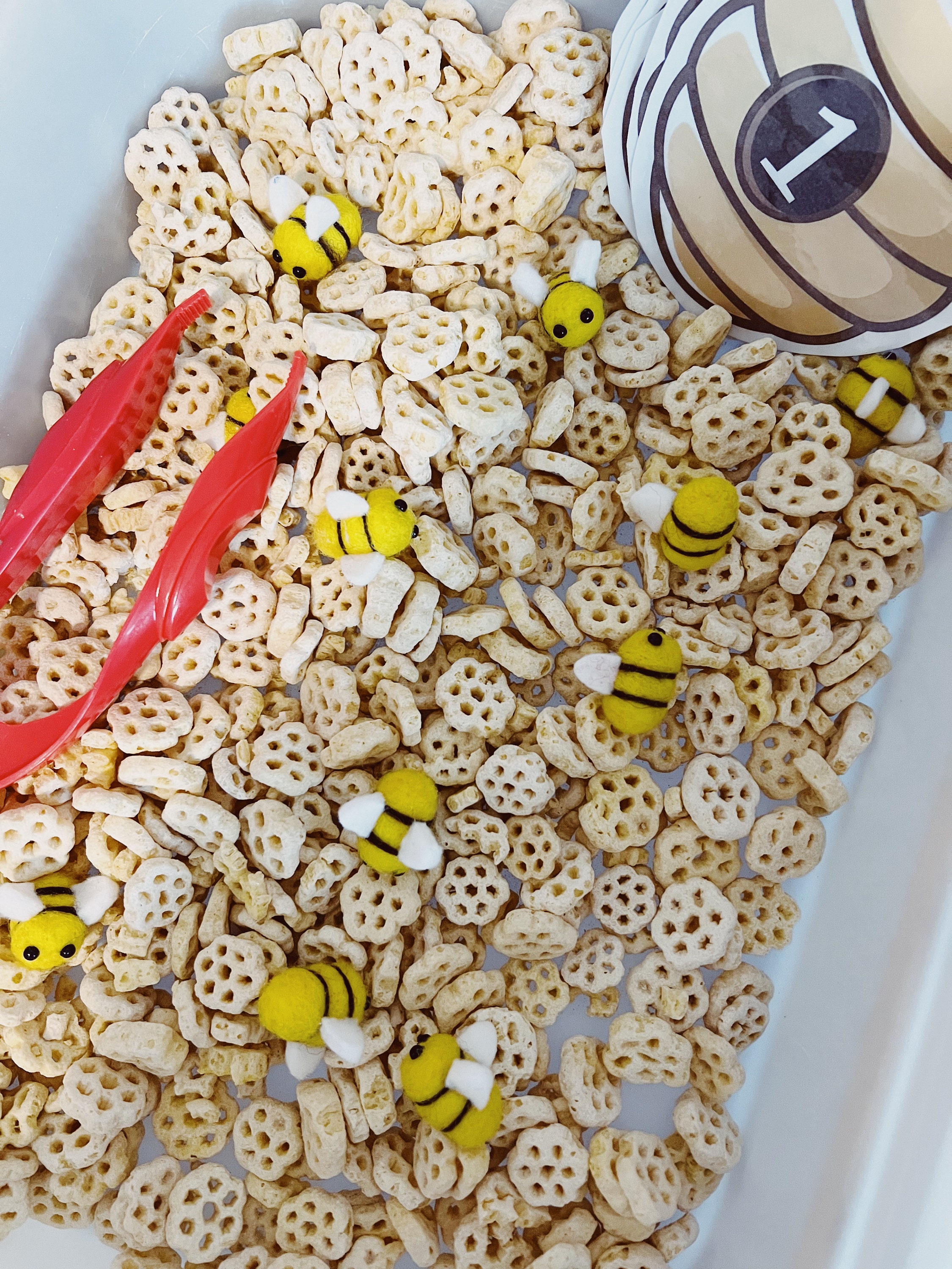 Bees and Counting Sensory Bin - Etsy