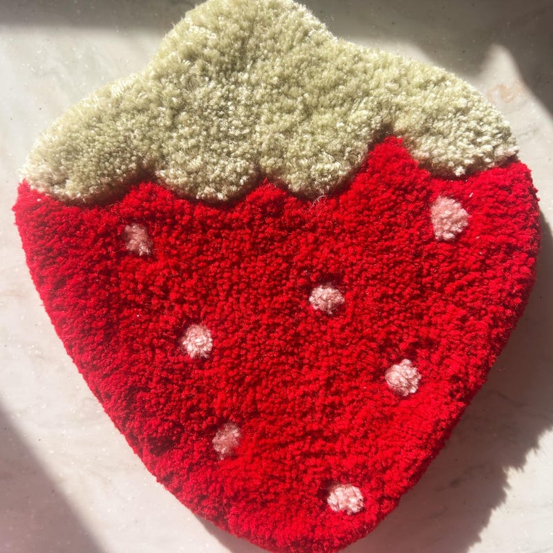 Strawberry Rug - Etsy