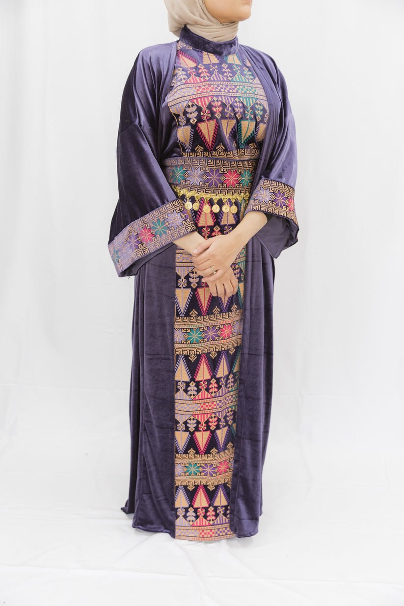 Velvet 3-piece Modern Tatreez Thobe With Coin Belt - Etsy